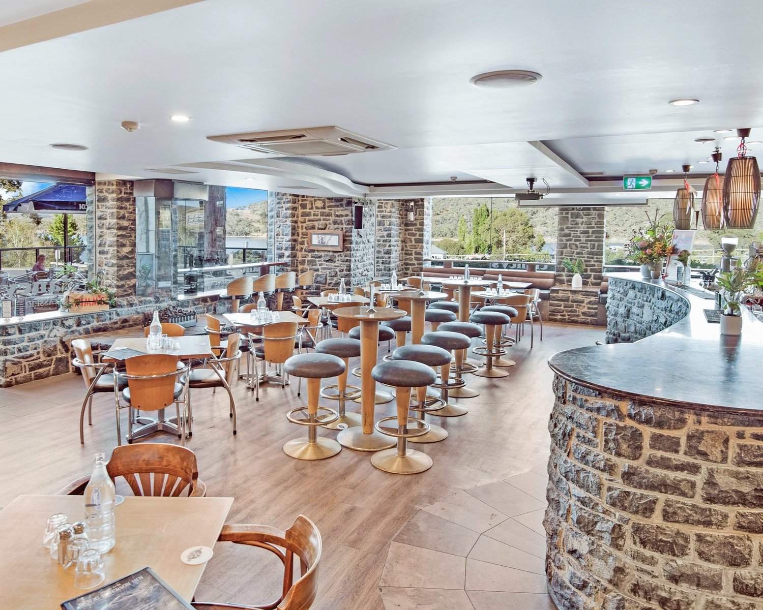 Banjo Paterson Inn, The – Destination Jindabyne